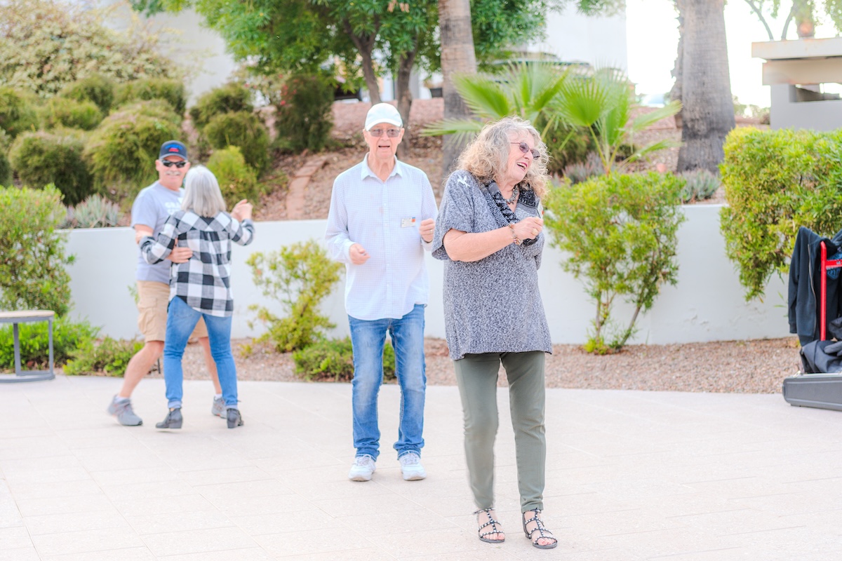 Dive into the Local Culture and Natural Beauty of Gold Canyon - Roberts Resorts